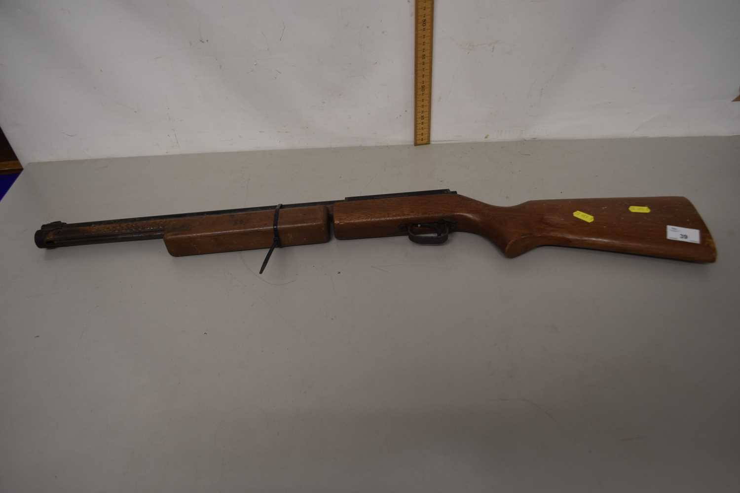 Lot 39 - A Sharp Innova air pistol