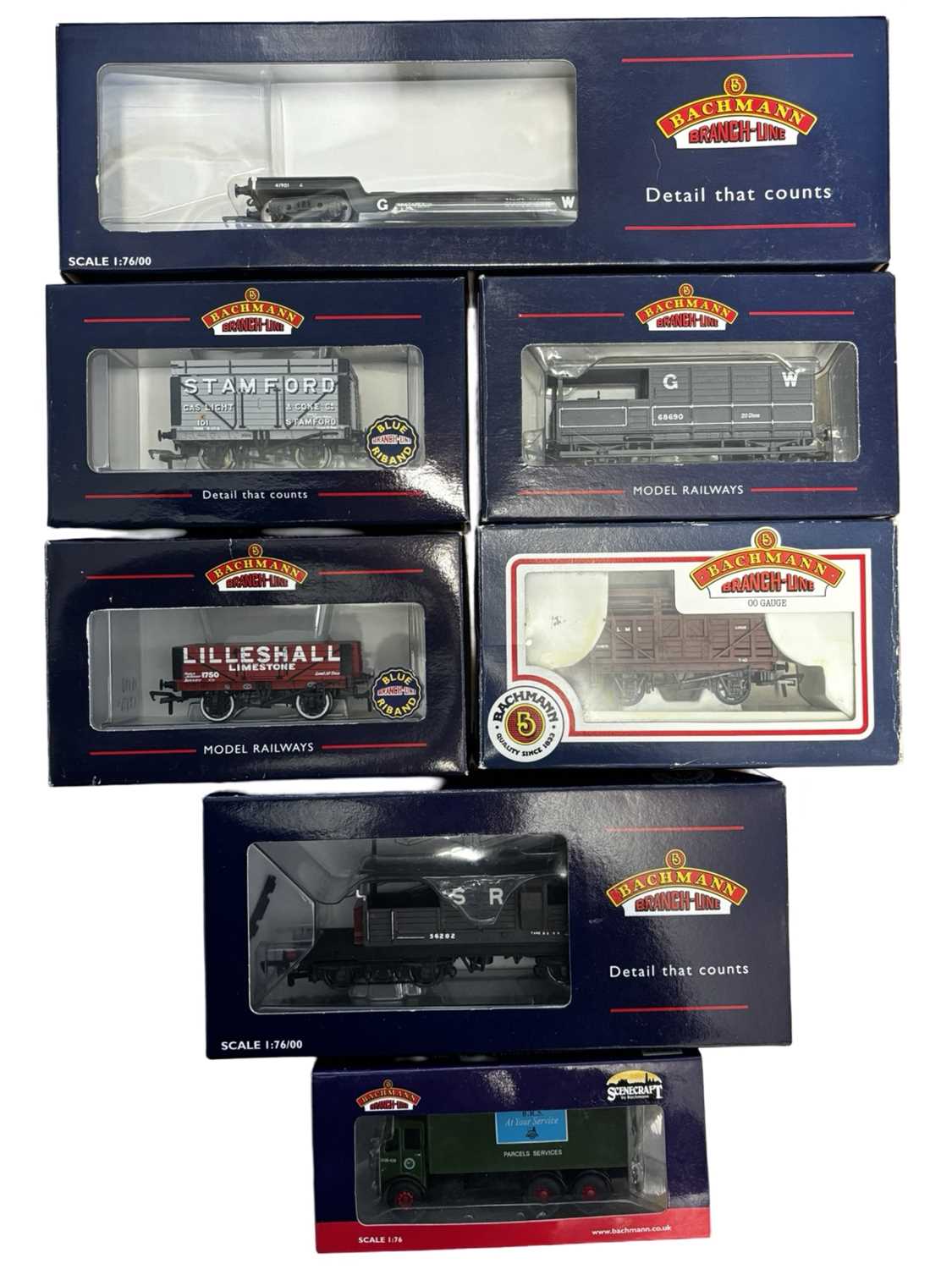 Lot 1 - A mixed lot of various boxed Bachmann 00 gauge