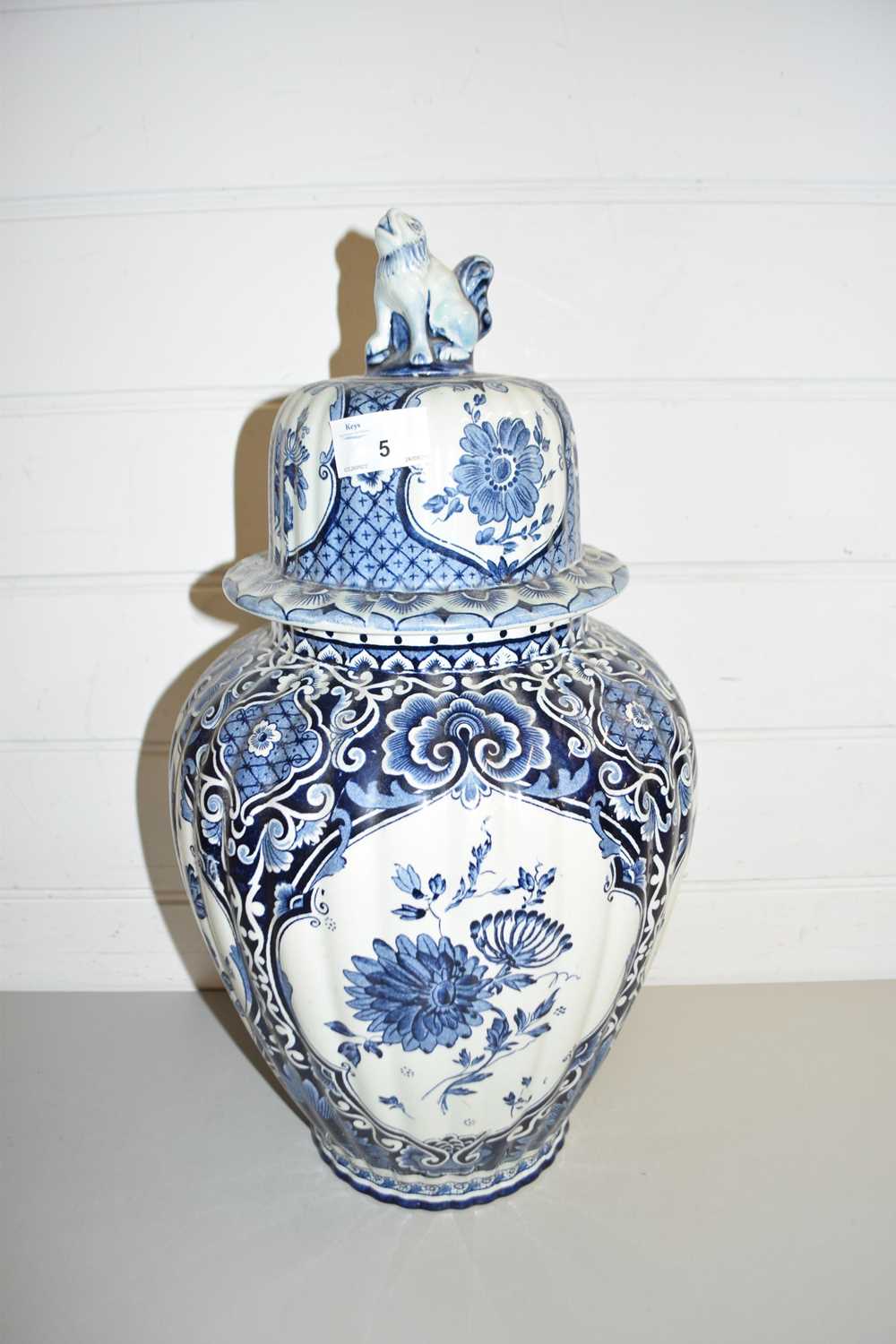 Lot 5 - LARGE MODERN DELFT BLUE AND WHITE COLOURED