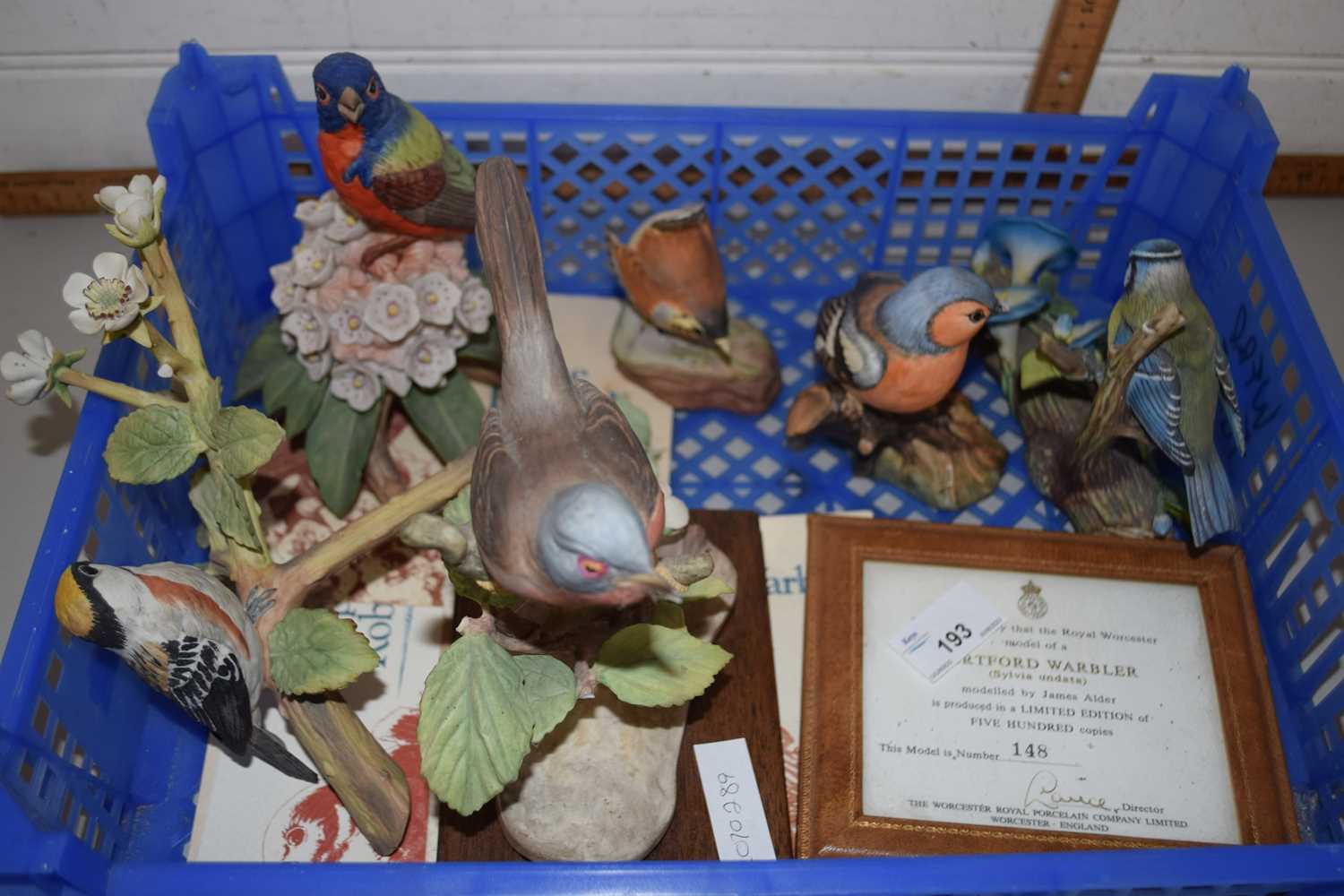 Lot 193 - Quantity of bird models including Worcester